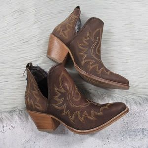 Myra Bag | Shoes | Myra Alba Roja Brown Western Leather Cowgirl Ankle ...